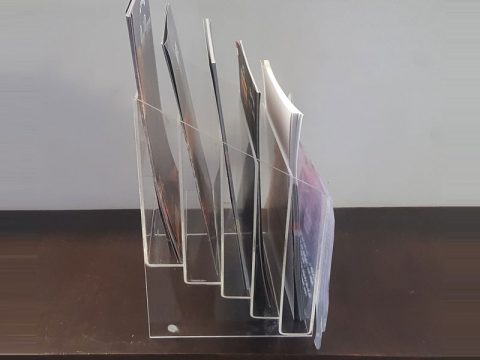 Porta Flyers en acrílicos 🥇 Yuupy en Asunción Paraguay